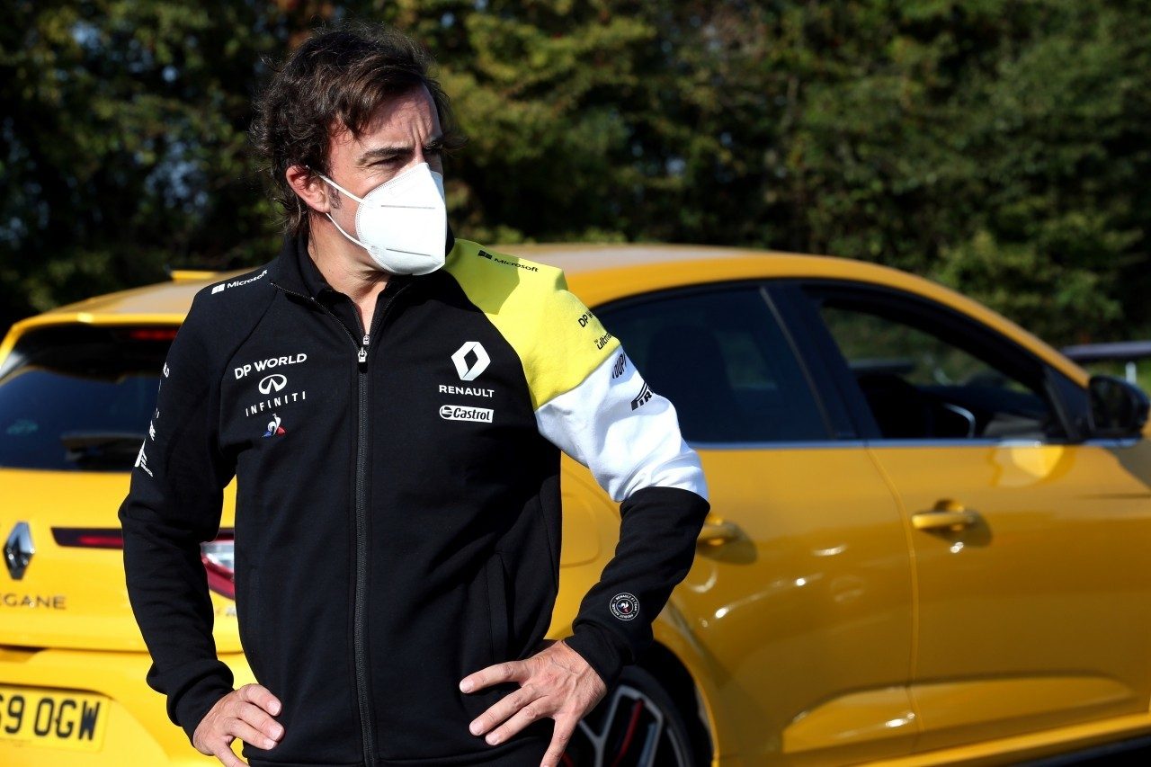 Alonso, ante su primer test con Renault: «Va a ser como un nuevo comienzo»