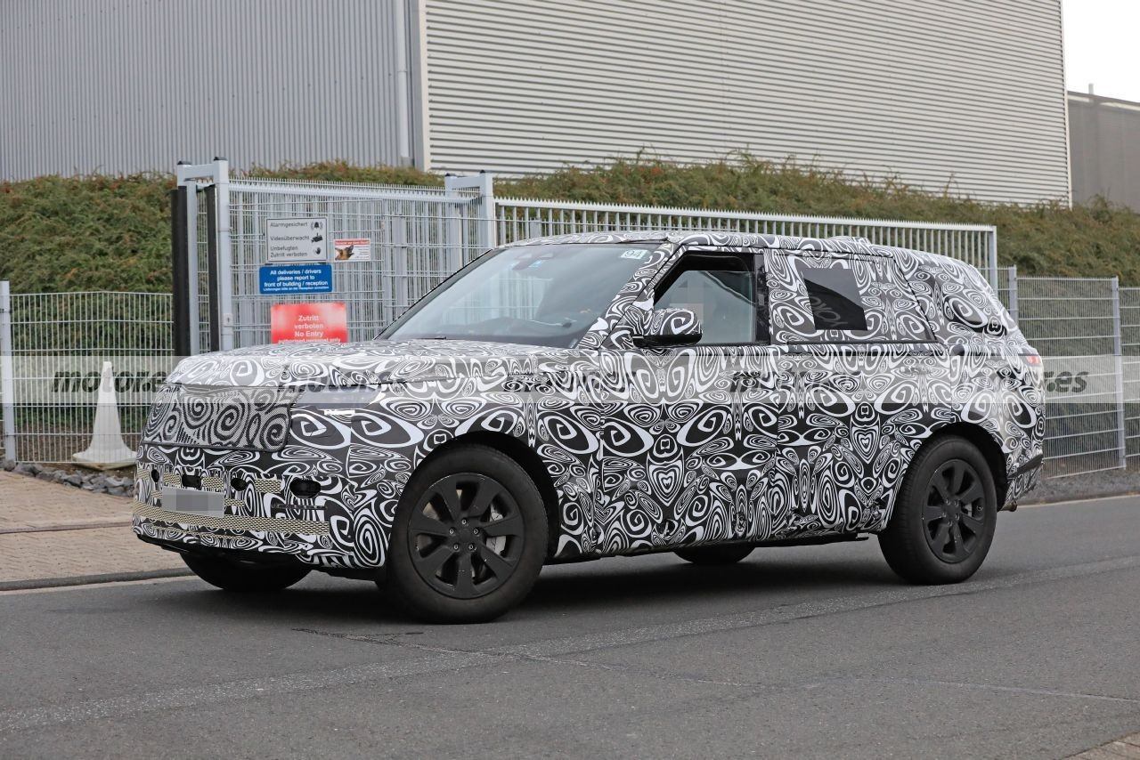 El nuevo Land Rover Range Rover LWB 2022, cazado con nuevos detalles a ...