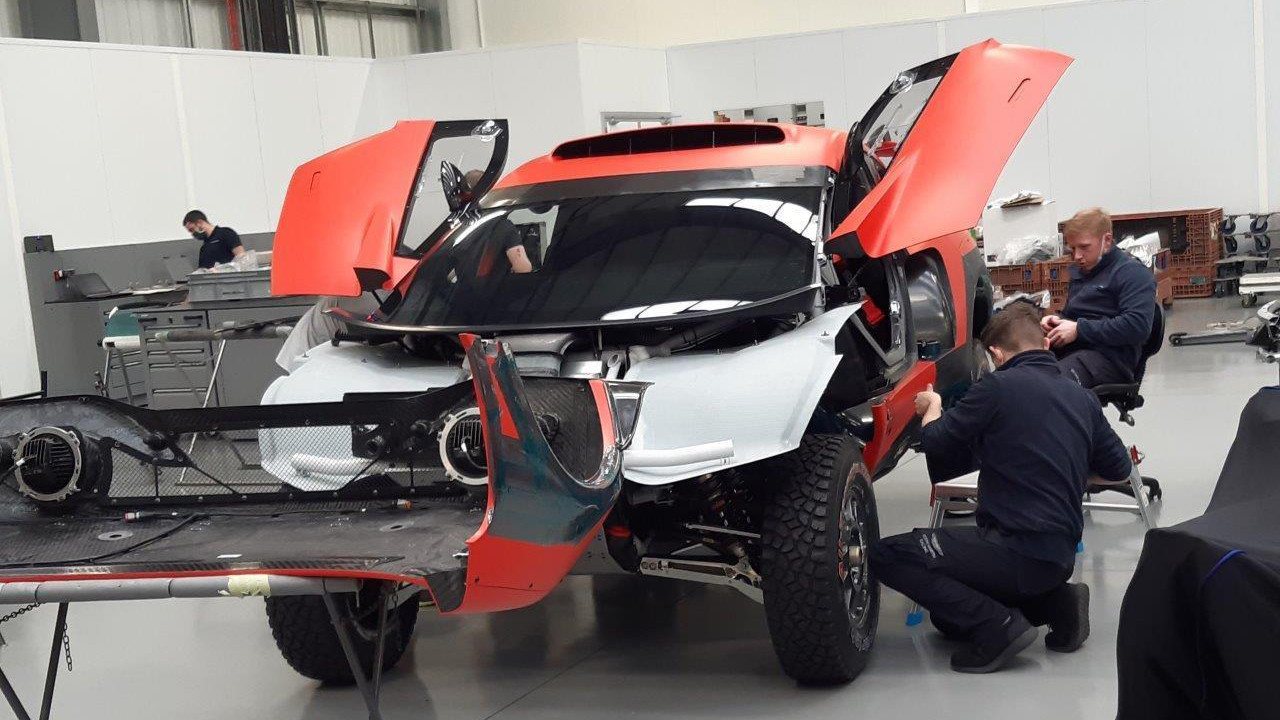 Prodrive muestra el BRX T1 4x4 de Loeb y Roma para el Dakar 2021