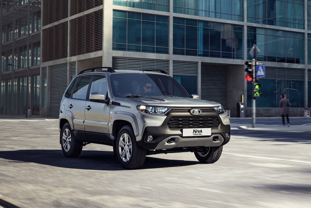 LADA Niva Travel 2021, cambio radical en la imagen del SUV ruso