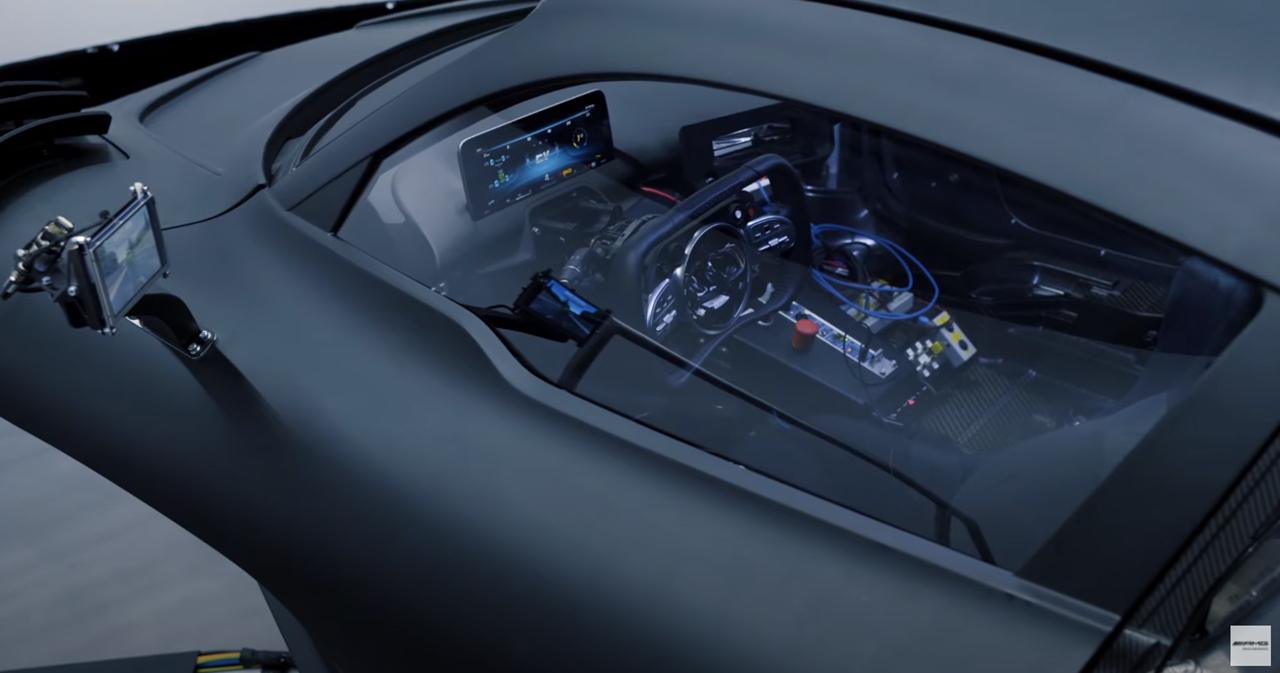 Nos subimos a bordo del Mercedes-AMG Project ONE... de su simulador de ...