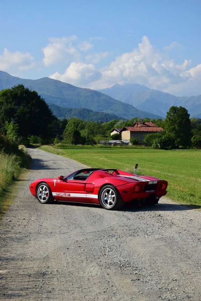 A subasta uno de los pocos Ford GT Spider disponibles fuera de Estados ...