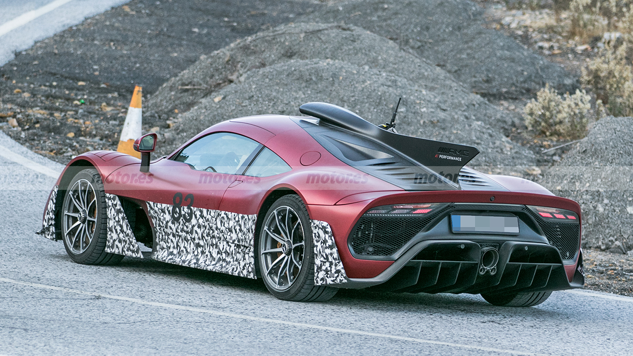 El esperado Mercedes-AMG ONE se deja ver con un llamativo camuflaje