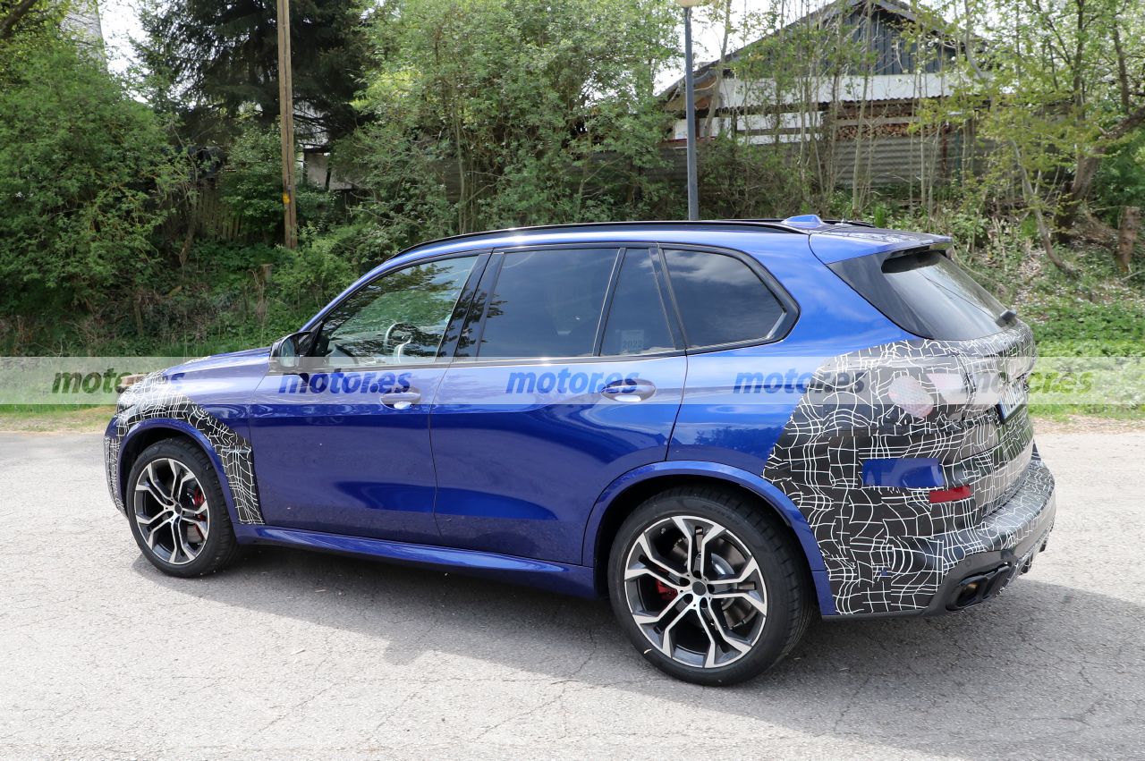 El BMW X5 M60i se presenta más deportivo en nuevas fotos en pruebas