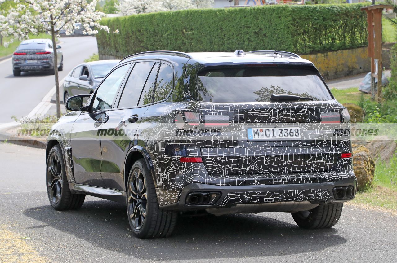 El BMW X5 M60i se presenta más deportivo en nuevas fotos en pruebas