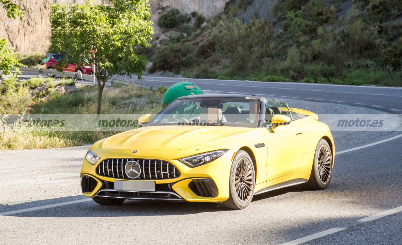 El Mercedes-AMG SL 53 PHEV, al desnudo en estas fotos espía