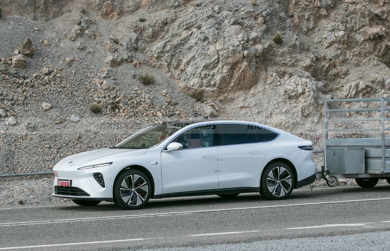 El NIO ET7 posa al desnudo en fotos espía, el eléctrico de +1000 km en Europa