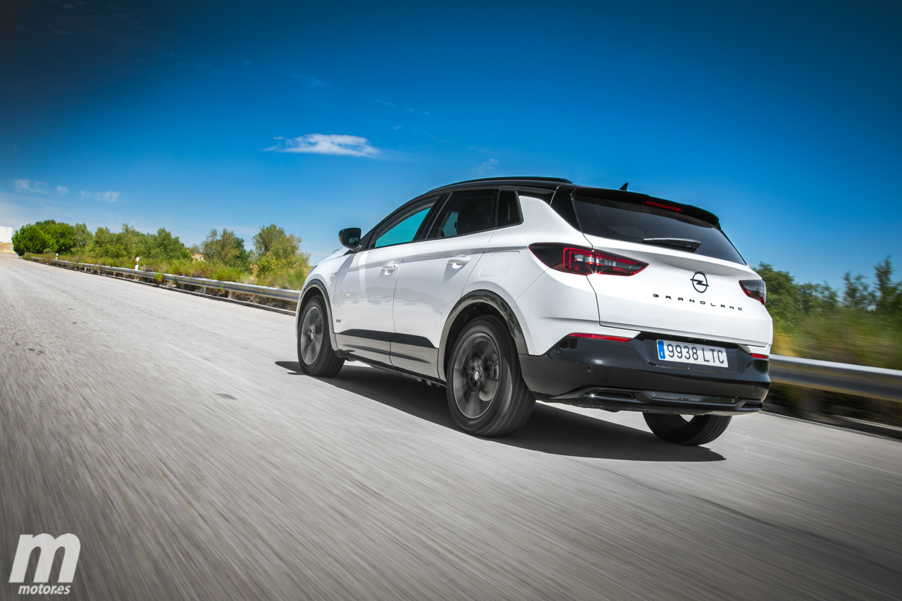 Prueba Opel Grandland Hybrid, el PHEV de la familia (con vídeo)