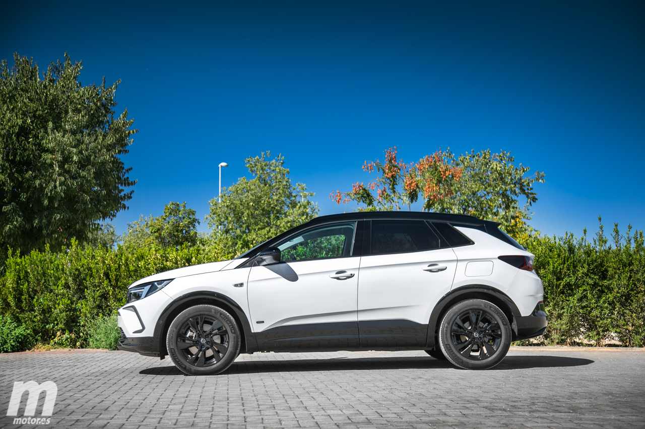 Prueba Opel Grandland Hybrid, el PHEV de la familia (con vídeo)