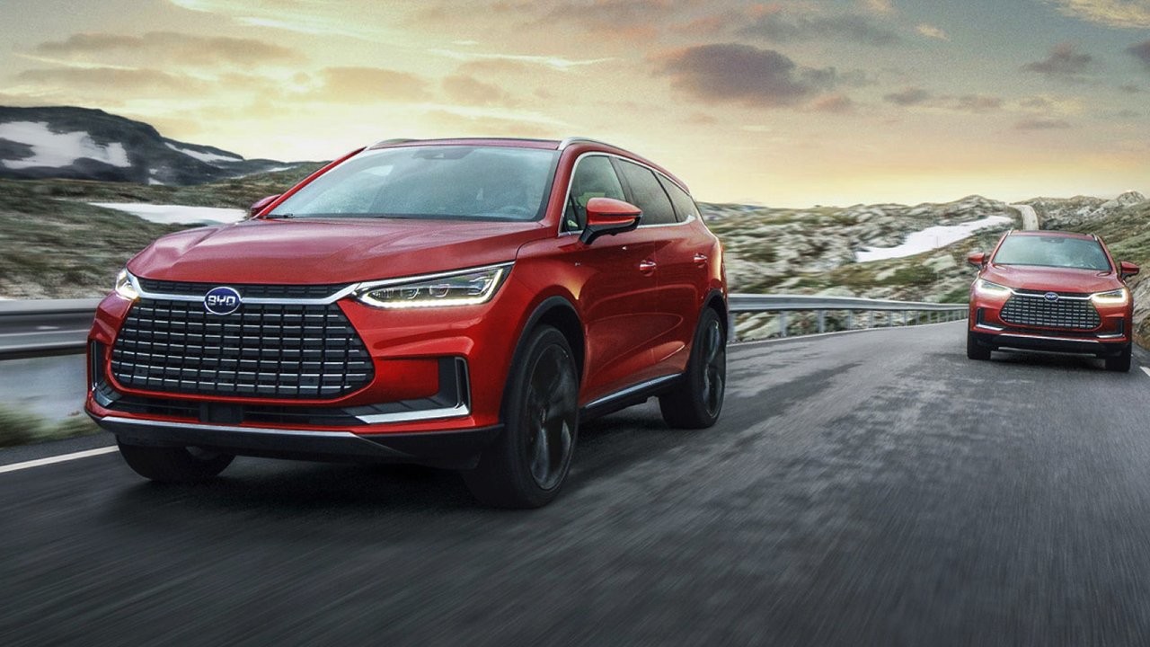 BYD Tang, llega a Europa un SUV de 7 plazas dispuesto a revolucionar la movilidad eléctrica