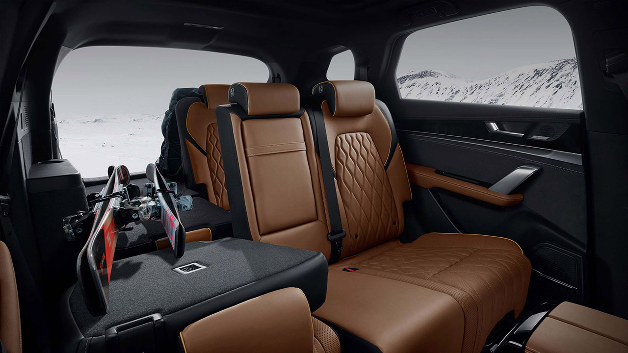 BYD Tang, llega a Europa un SUV de 7 plazas dispuesto a revolucionar la movilidad eléctrica