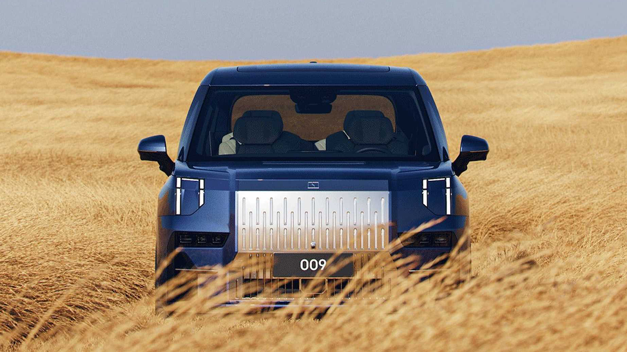 Zeekr 009, debuta un monovolumen 100% eléctrico con hasta 822 km de autonomía