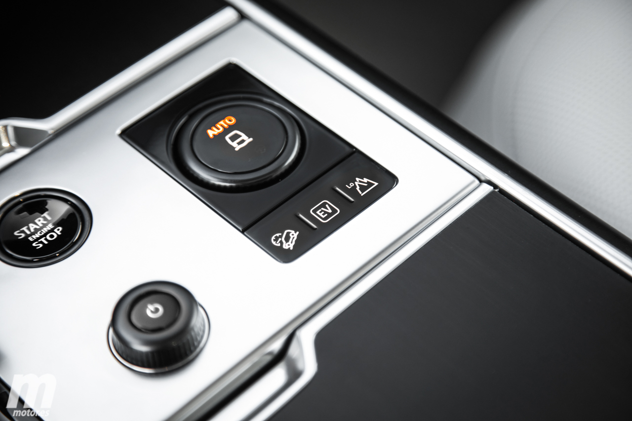 Prueba Range Rover P510e, cambiarlo todo para no cambiar nada