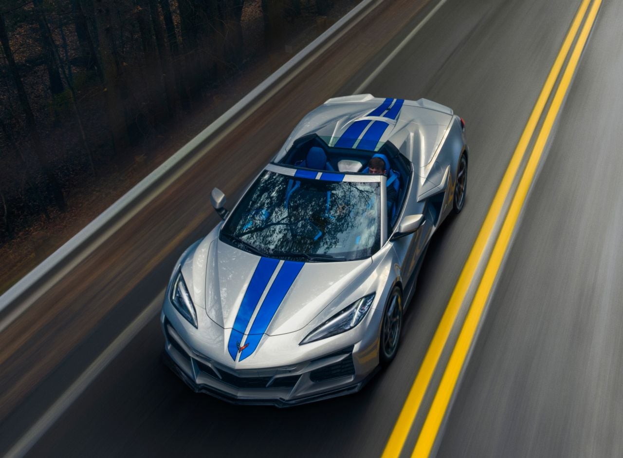 El nuevo Chevrolet Corvette E-Ray es el primer híbrido y con tracción total
