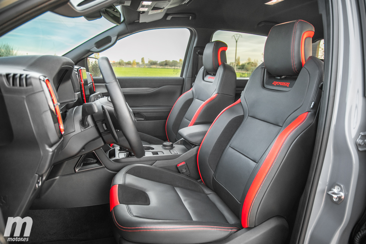 Prueba Ford Ranger Raptor 2023, la bestia ahora es más americana que nunca