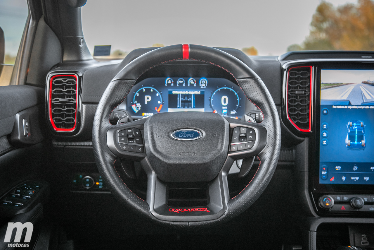 Prueba Ford Ranger Raptor 2023, la bestia ahora es más americana que nunca