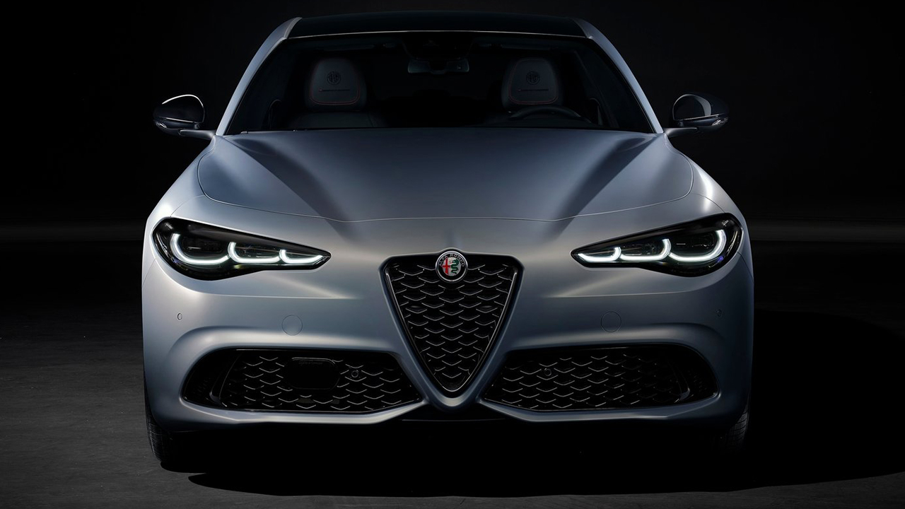 800 CV y 700 km de autonomía, el coche eléctrico de Alfa Romeo que ...