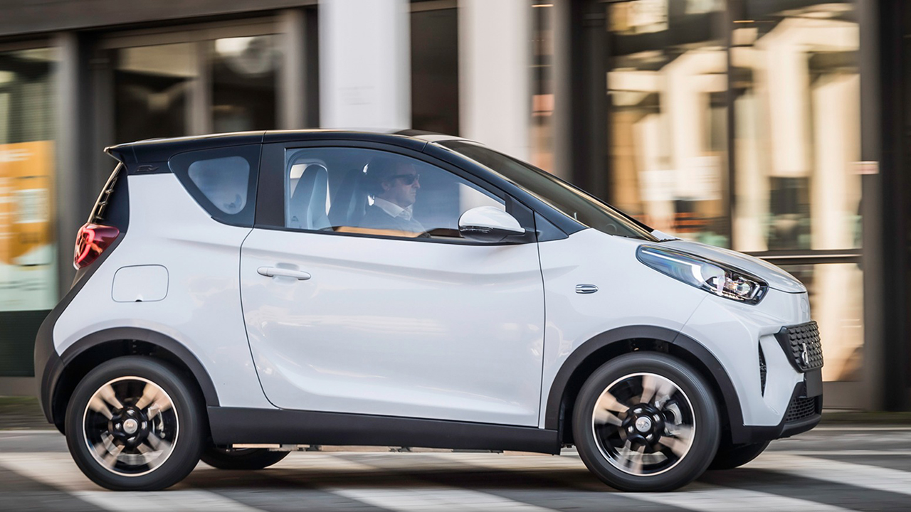 El nuevo DR 1.0 es un urbanita eléctrico con 300 km de autonomía que se ...