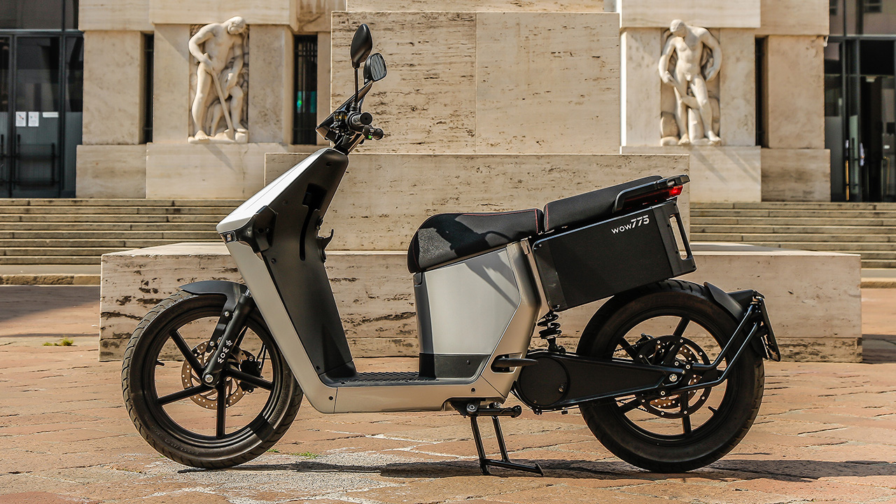 Invicta Electric lanza en España la nueva WoW 775, un scooter eléctrico ...
