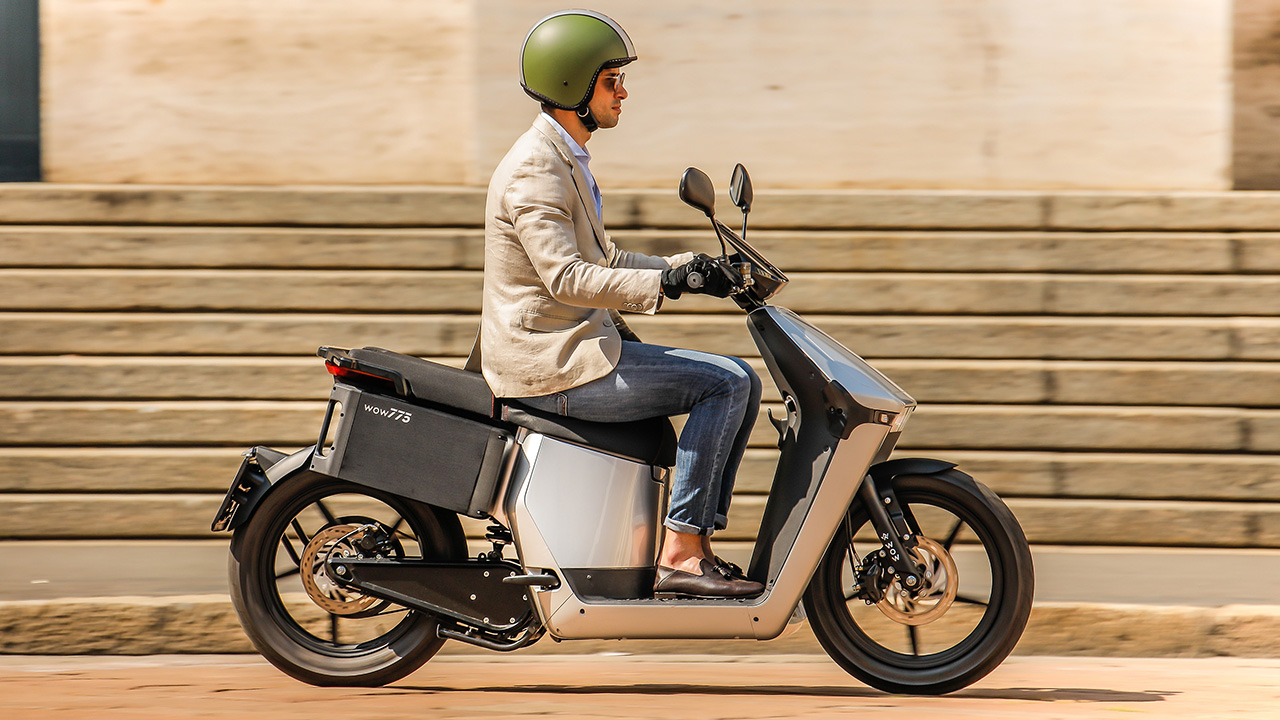 Invicta Electric lanza en España la nueva WoW 775, un scooter eléctrico ...