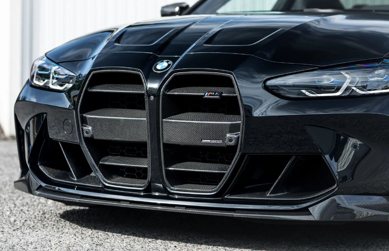 Con dos cilindros menos, el BMW M4 Coupé de MANHART es tan salvaje como ...