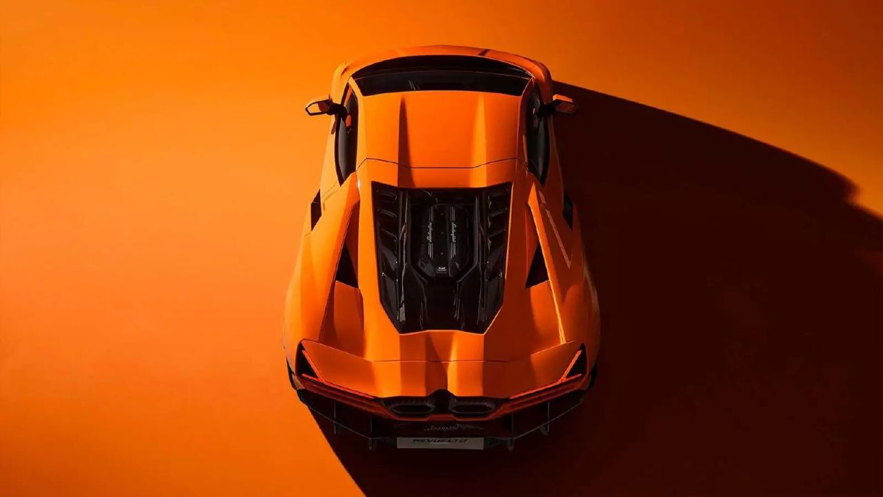 El nuevo Lamborghini Revuelto llega pisando fuerte, el primer PHEV con ...