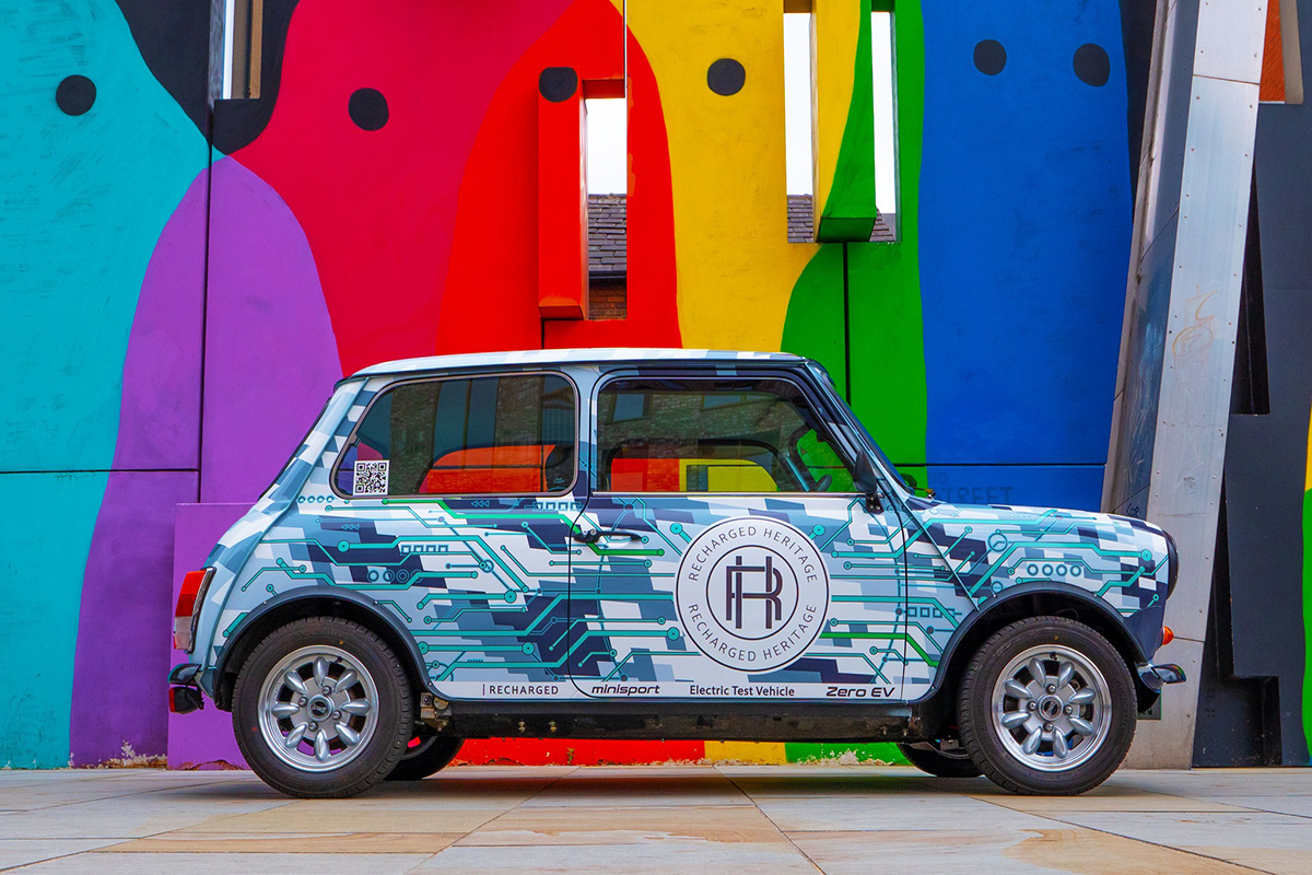 El MINI Recharged concede una nueva vida eléctrica al clásico británico ...