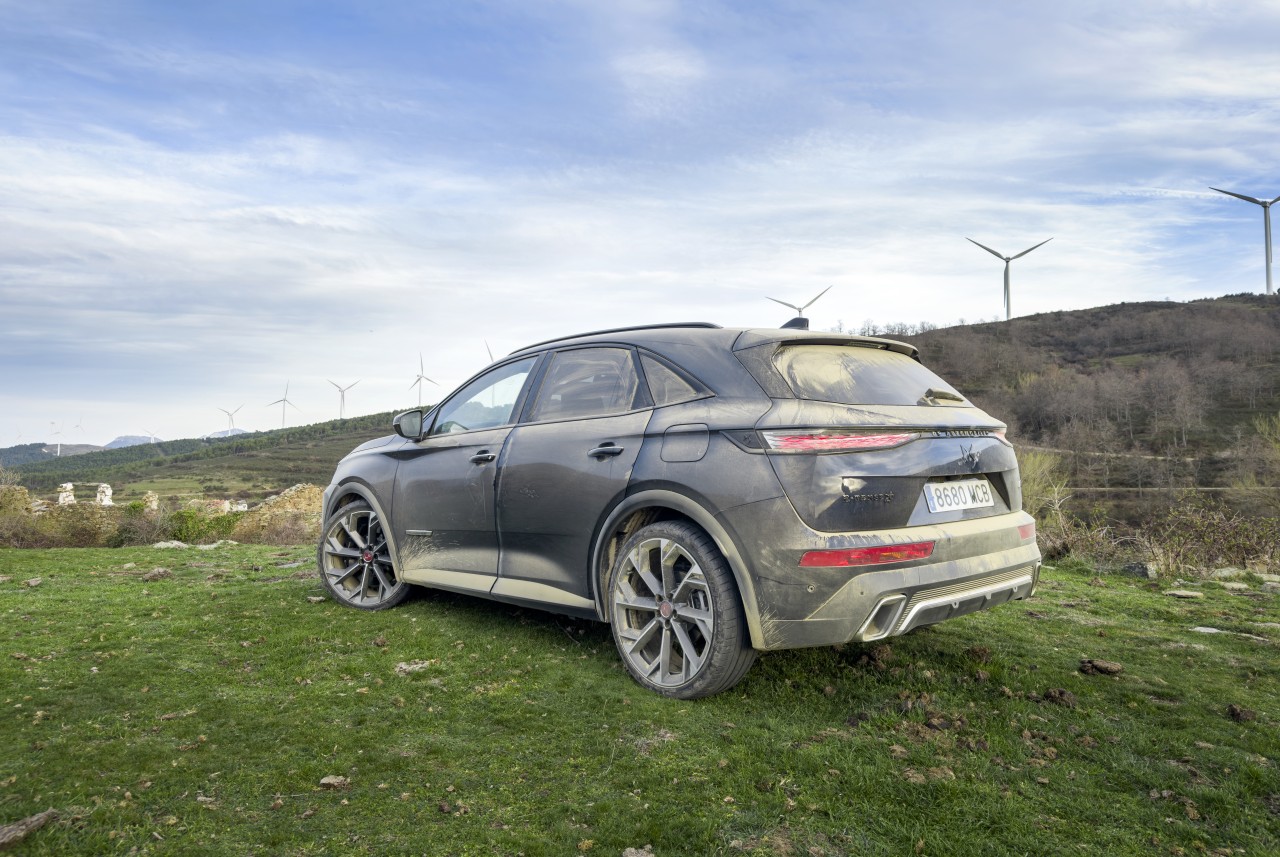 Prueba DS 7 E-Tense 4x4, electrificación y polivalencia a la francesa