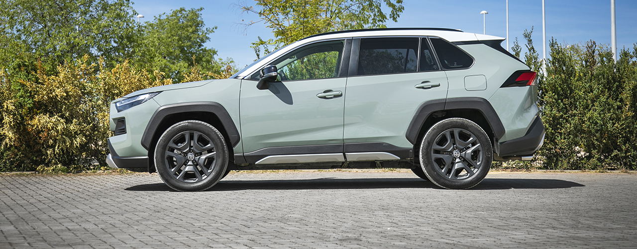 Prueba Toyota RAV4 Adventure, más allá de la ciudad - Motor.es