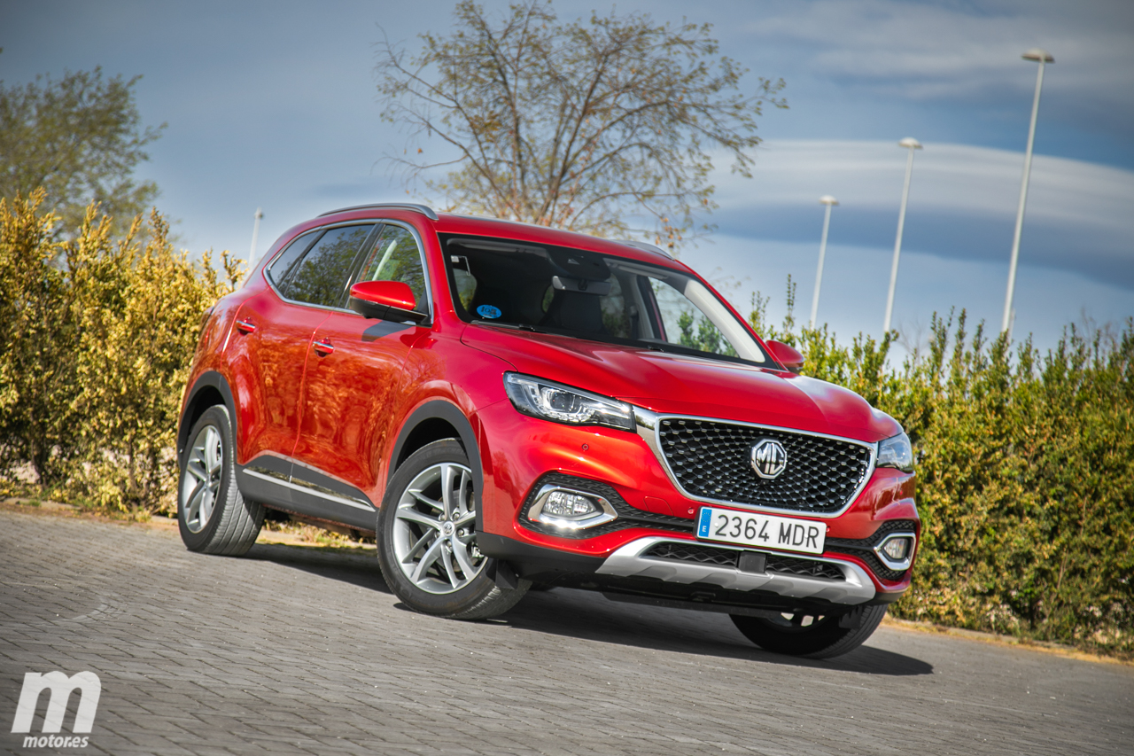 Prueba MG HS y EHS ¿Gasolina o PHEV? Todo lo que debes saber (con vídeo)