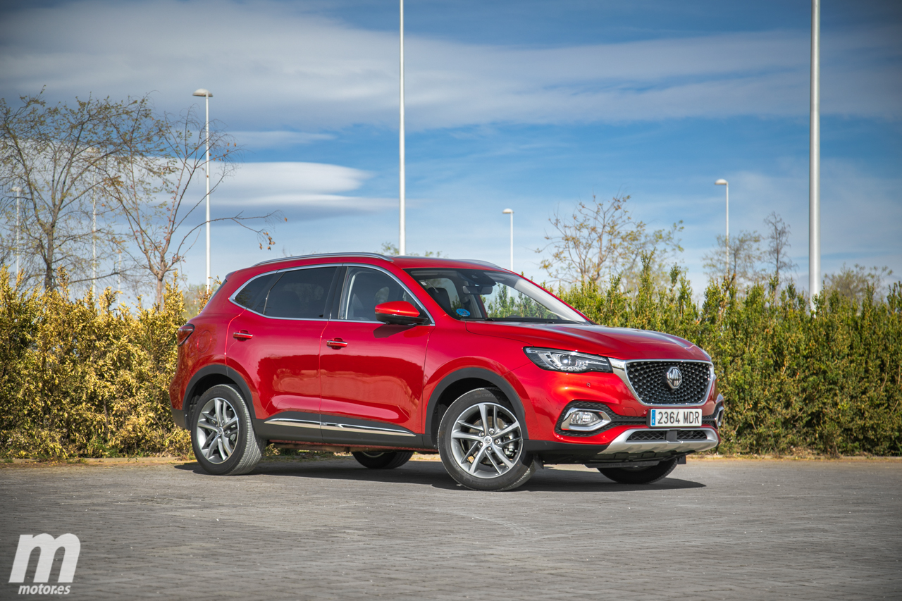 Prueba MG HS y EHS ¿Gasolina o PHEV? Todo lo que debes saber (con vídeo)