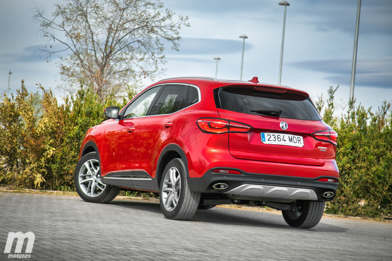 Prueba MG HS y EHS ¿Gasolina o PHEV? Todo lo que debes saber (con vídeo)