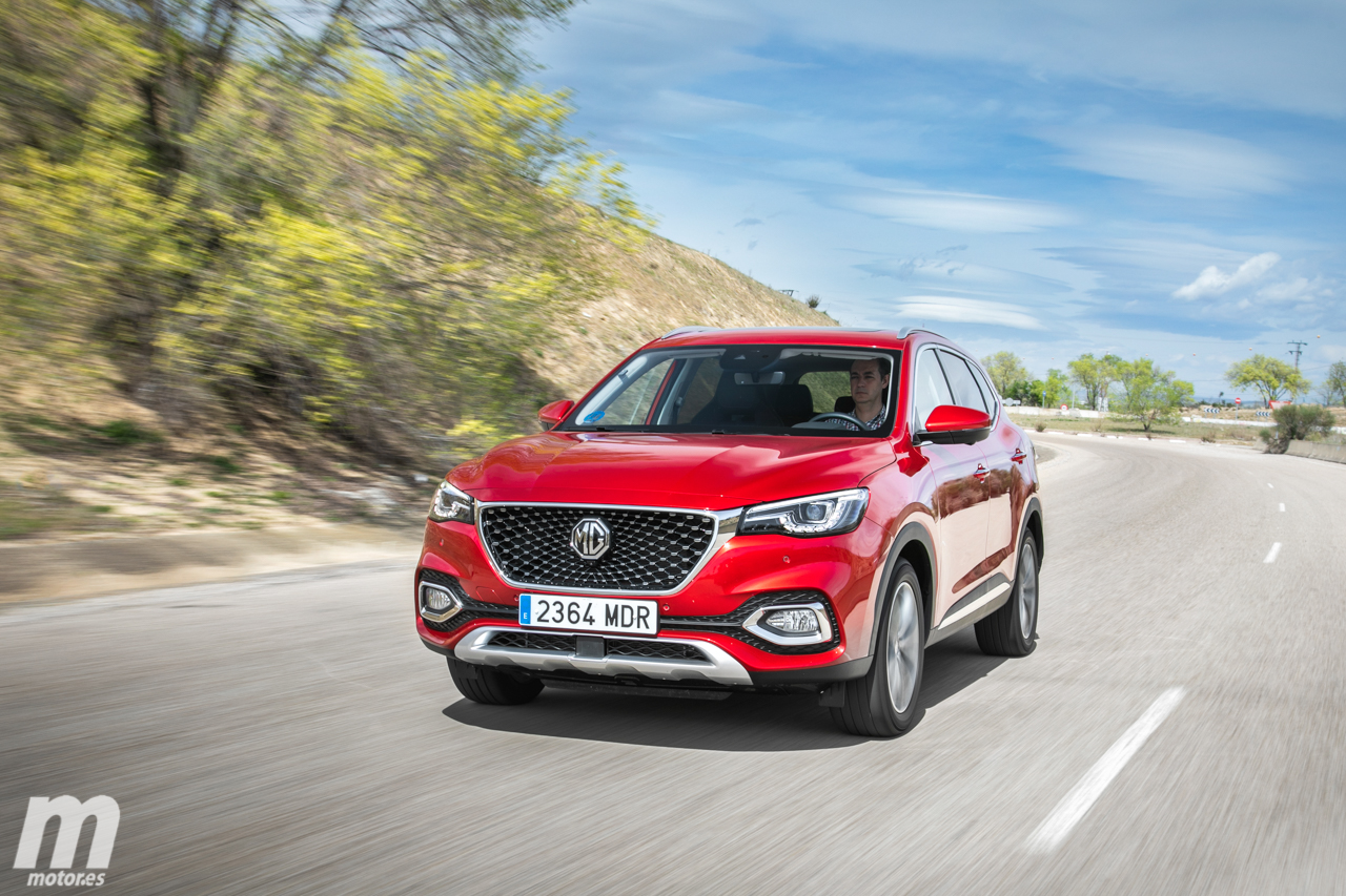 Prueba MG HS y EHS ¿Gasolina o PHEV? Todo lo que debes saber (con vídeo)