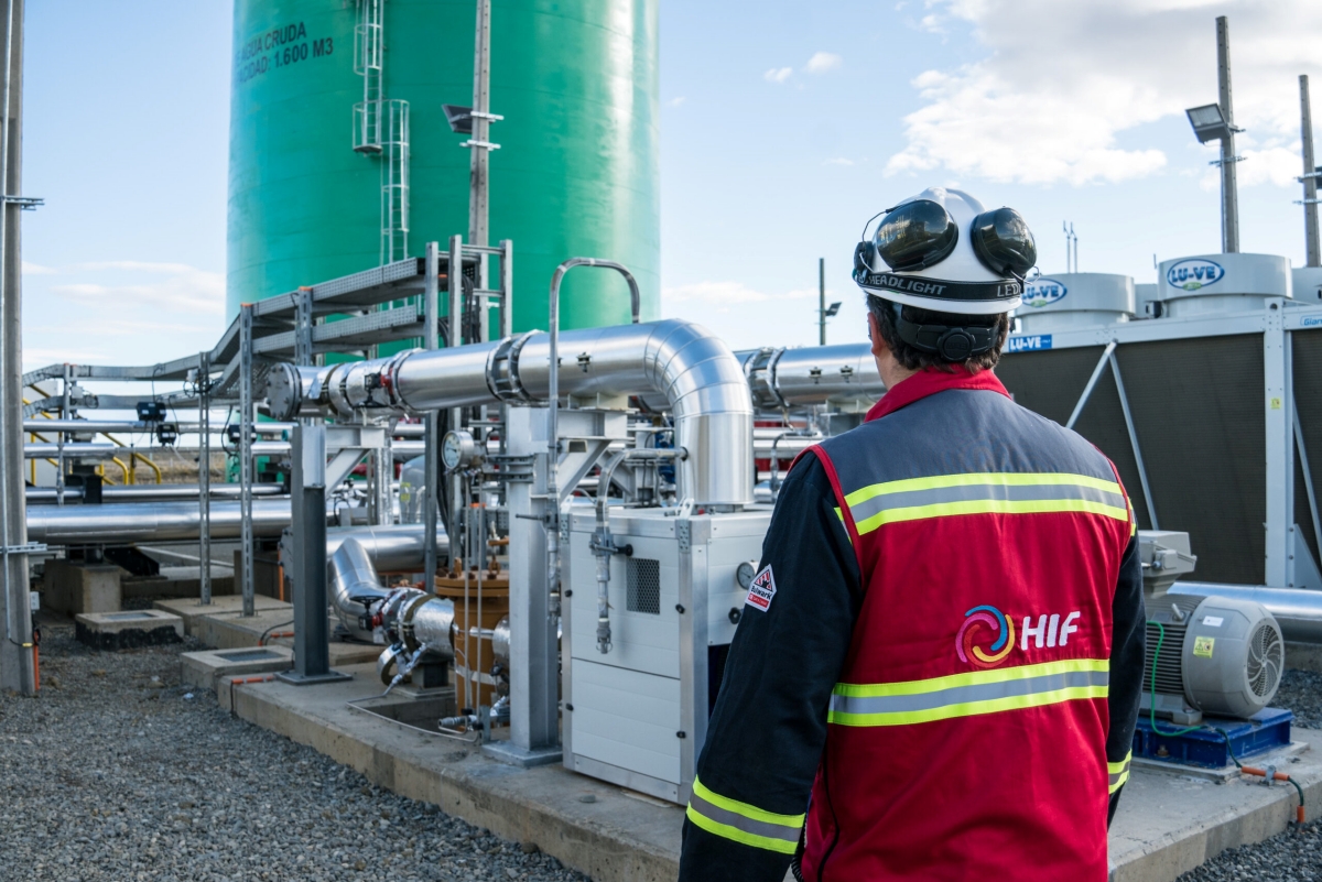 La planta de e-fuel más grande del mundo producirá 750 millones de litros anuales... a 2 euros/litro