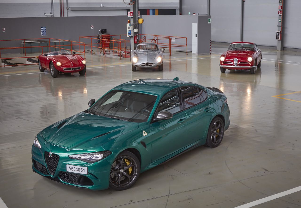 El Alfa Romeo Giulia Quadrifoglio celebra tres aniversarios de leyendas ...