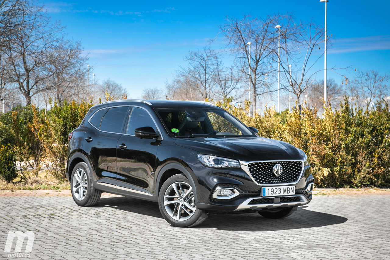 Comparativa KIA Sportage vs MG HS, ¿quién da más por menos? (Con vídeo)