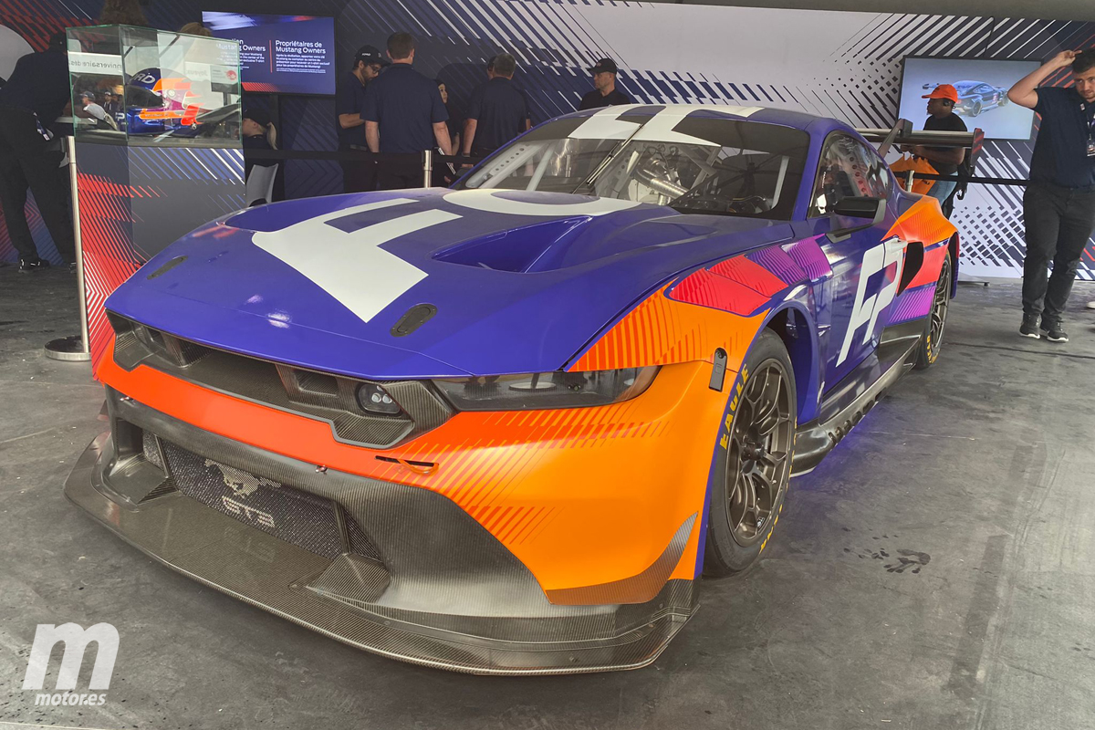 El nuevo Ford Mustang GT3 se deja ver en el 'Village' de las 24 Horas ...