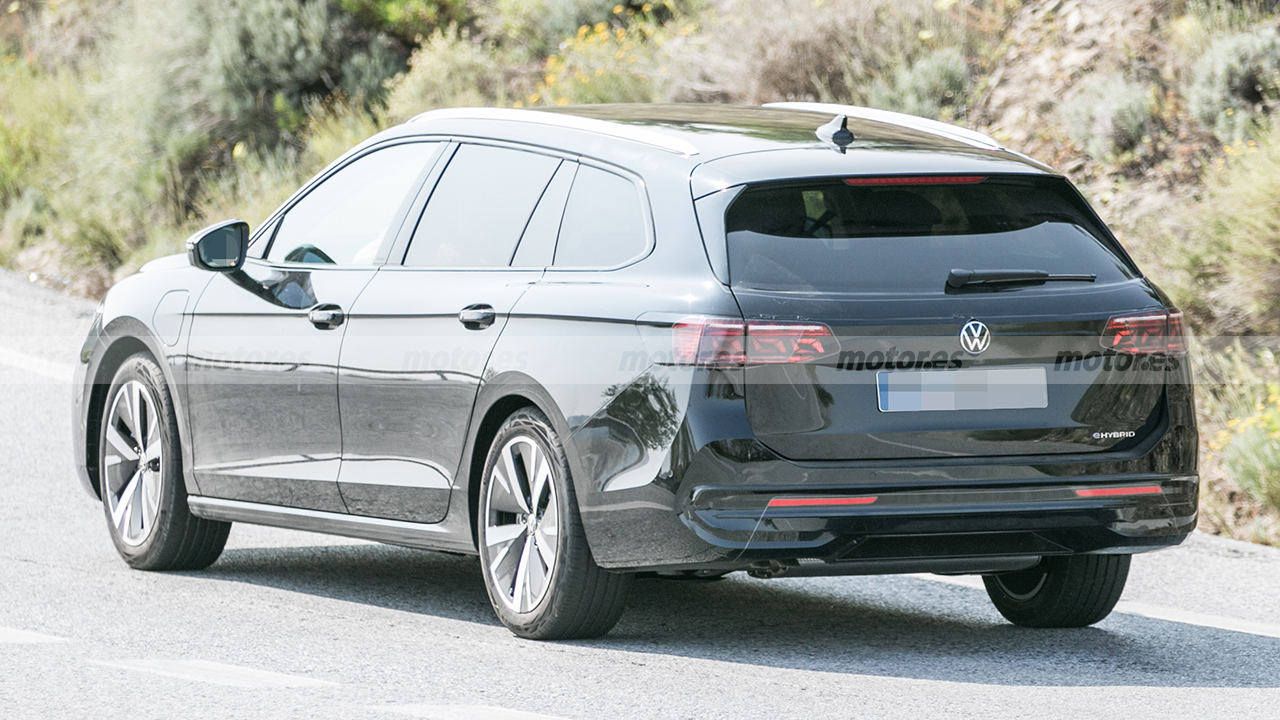 El nuevo Volkswagen Passat Variant con motor PHEV afronta el final de ...