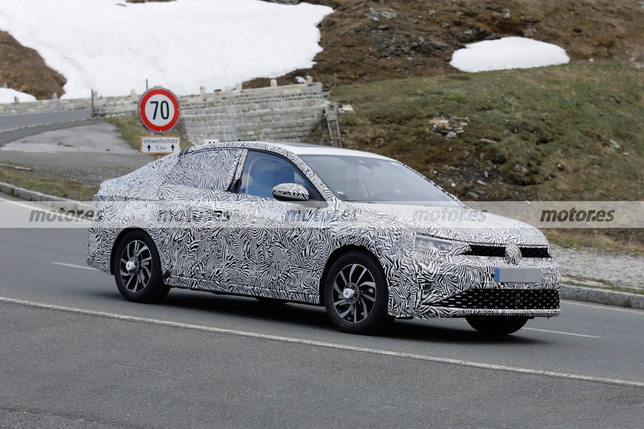 La nueva generación del Volkswagen Sagitar aparece por primera vez en ...