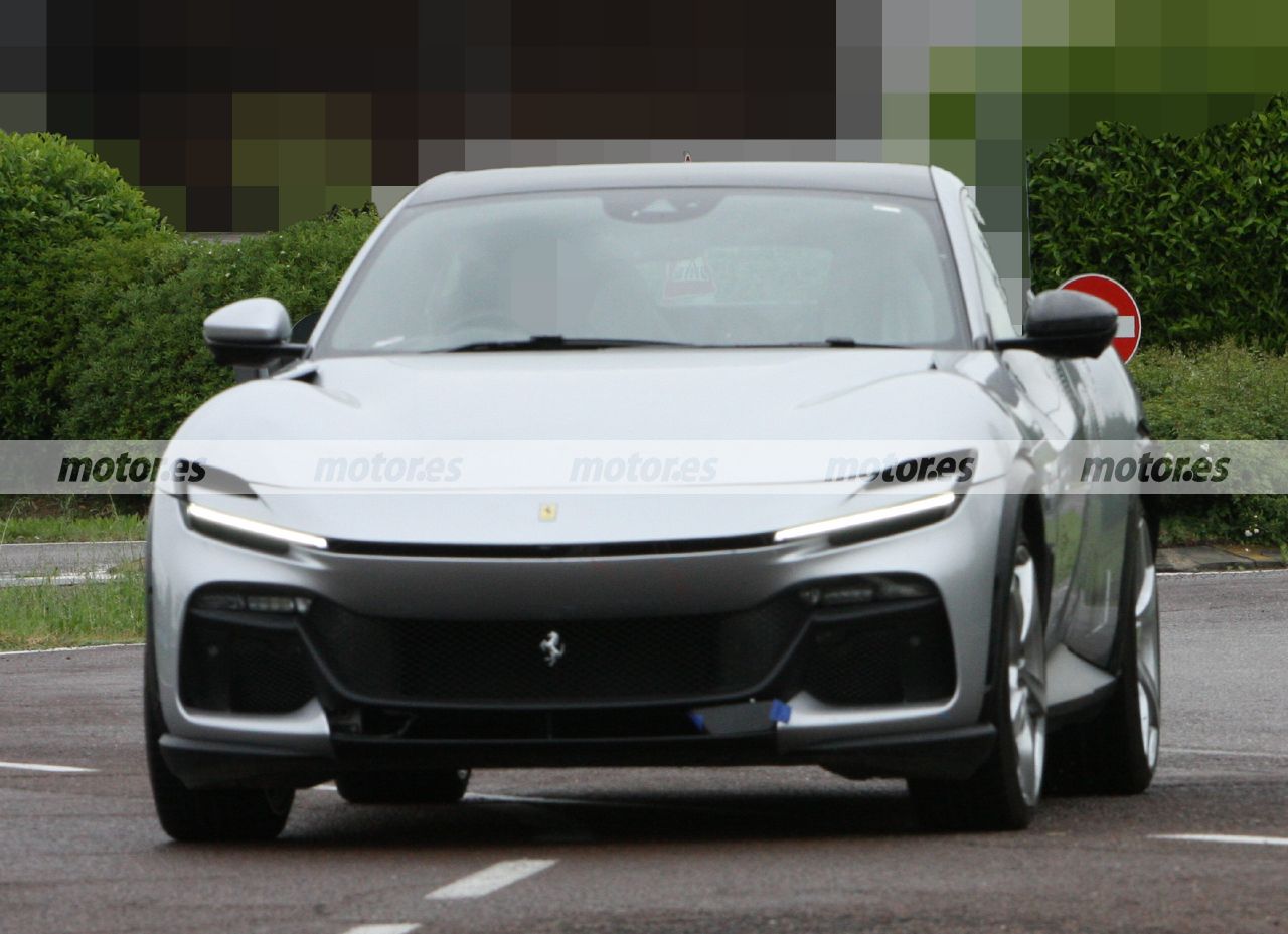 El Ferrari Purosangue vuelve a las pruebas, estas fotos espía muestran ...