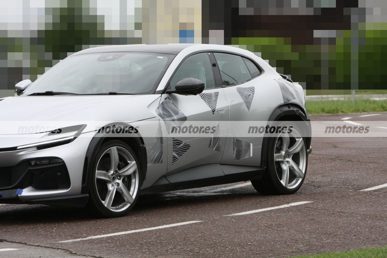 El Ferrari Purosangue vuelve a las pruebas, estas fotos espía muestran ...