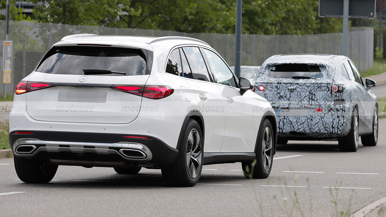 Más grande y con batería de 100 kWh, cazado el nuevo Mercedes GLA ...