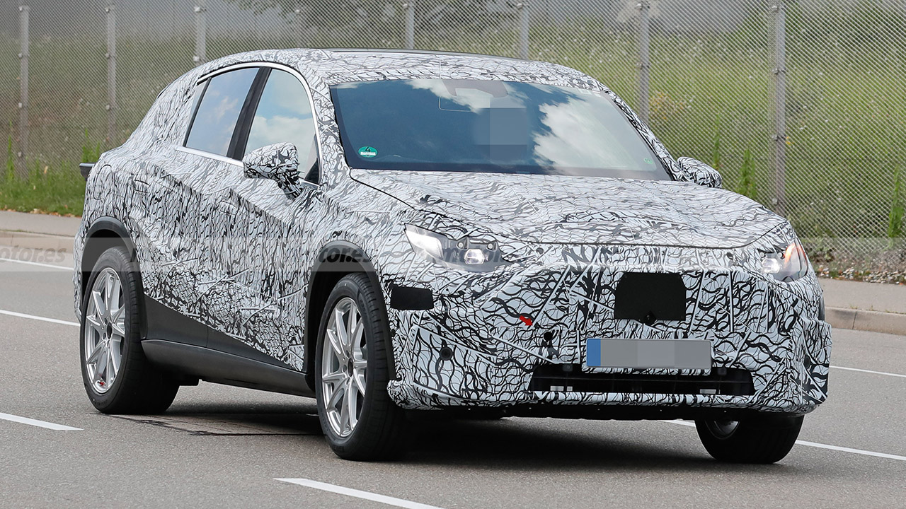 Más grande y con batería de 100 kWh, cazado el nuevo Mercedes GLA ...