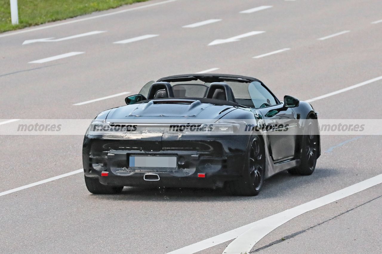 El nuevo Porsche Boxster Eléctrico posa en unas nuevas fotos espía ...