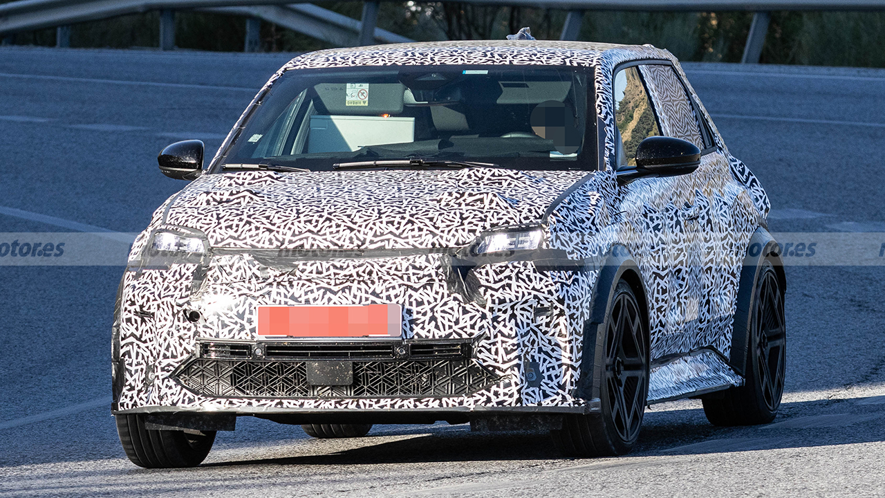 El primer coche eléctrico de Alpine pierde camuflaje, al descubierto ...