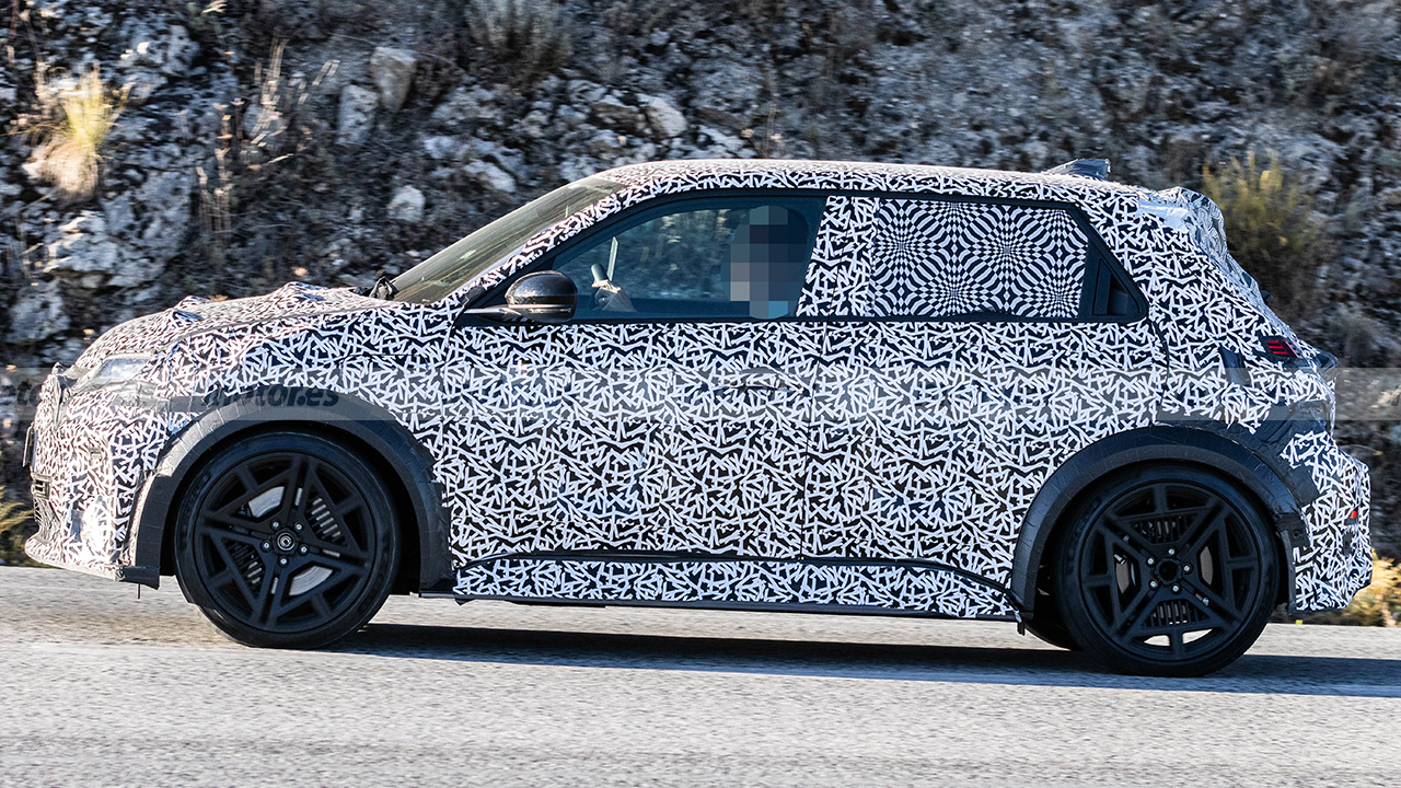 El primer coche eléctrico de Alpine pierde camuflaje, al descubierto ...