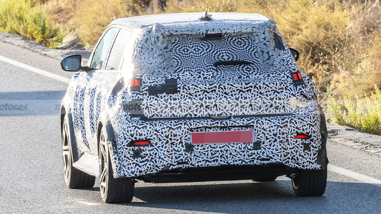 El primer coche eléctrico de Alpine pierde camuflaje, al descubierto ...