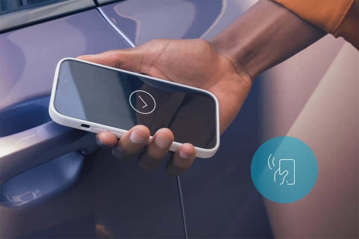 El smartphone como llave del coche con Digital Key 2 en Hyundai KONA y ...