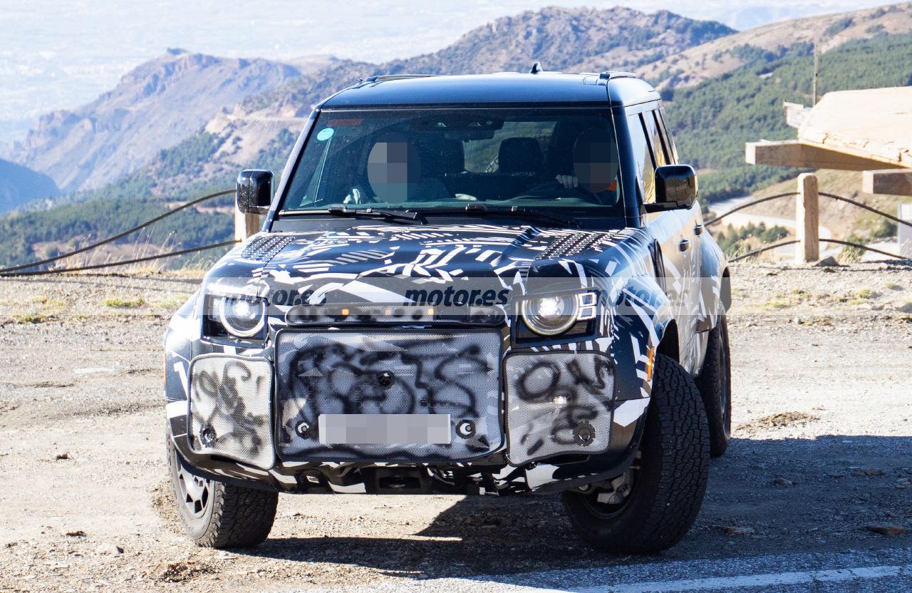 El Land Rover Defender SVX será un brutal todoterreno, nuevo vistazo ...