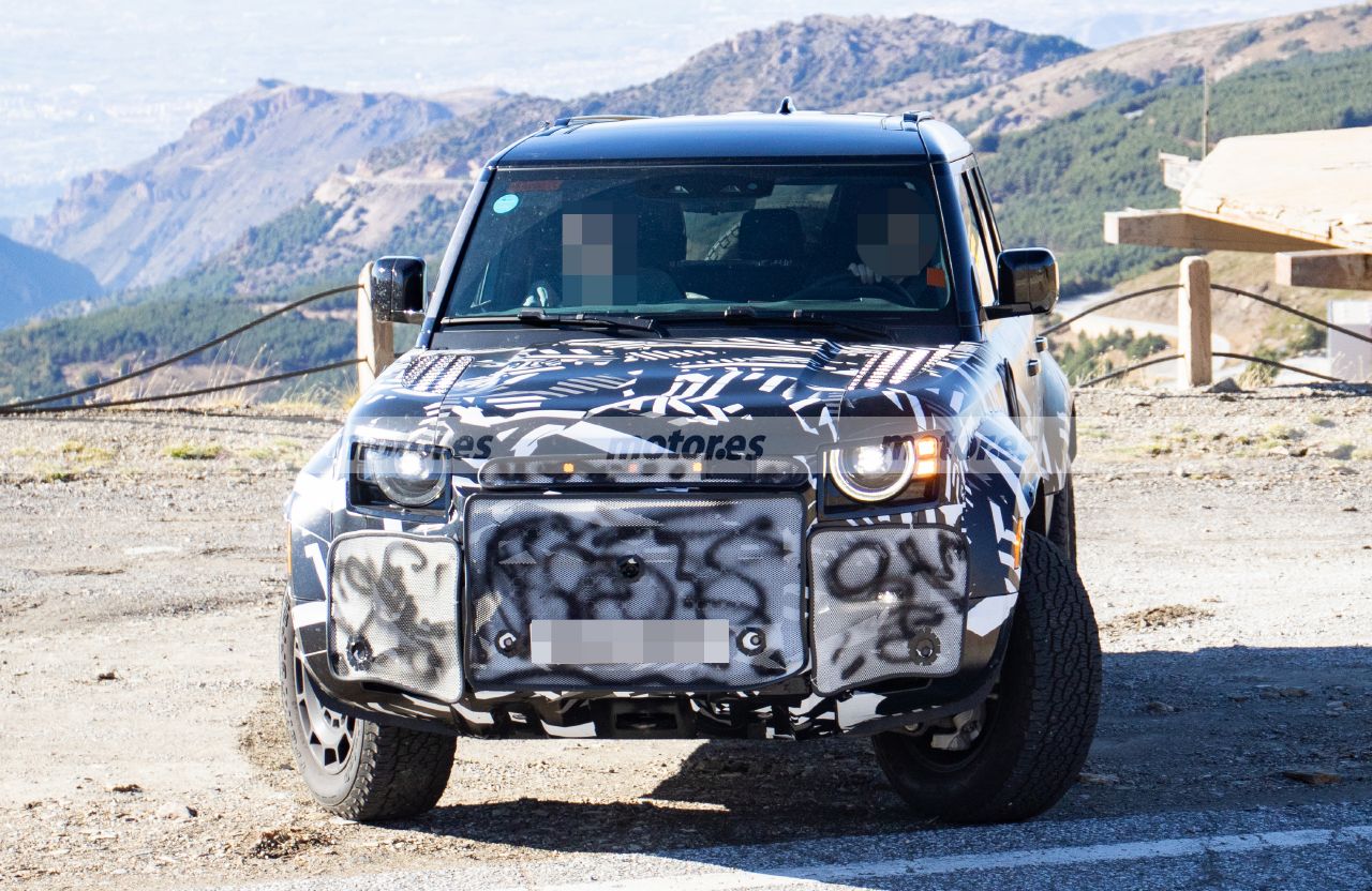 El Land Rover Defender SVX será un brutal todoterreno, nuevo vistazo ...